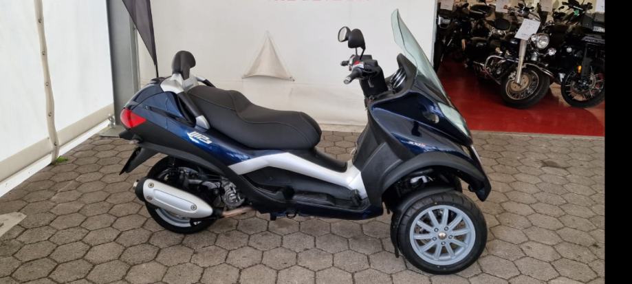 Piaggio MP3 300 LT SPORT, B KATEGORIJA, 2011 god.