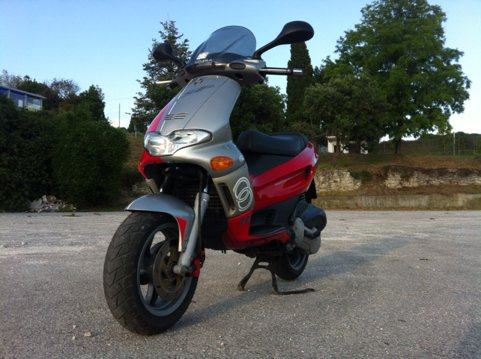 Piaggio Runner 180 SP, 2001 god.