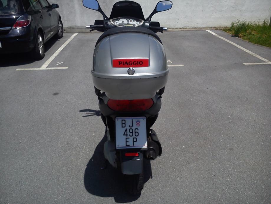 Piaggio Skipper 125 ST 125 cm3, 2002 god.