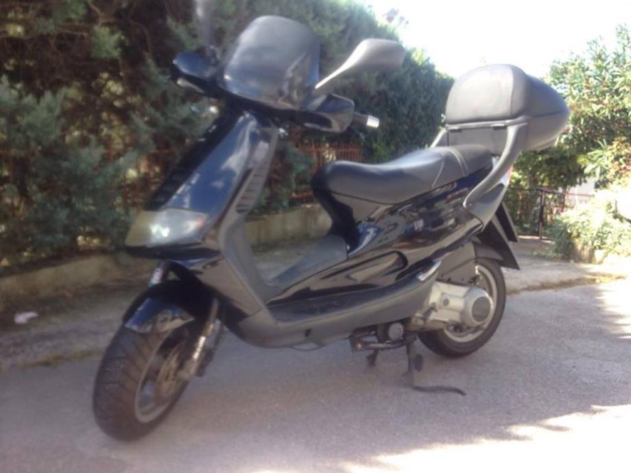 Piaggio skipper 150 4T 2003, 2003 god.