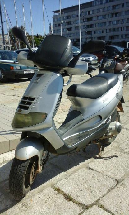 Piaggio Skipper 150 cm3, 2002 god.