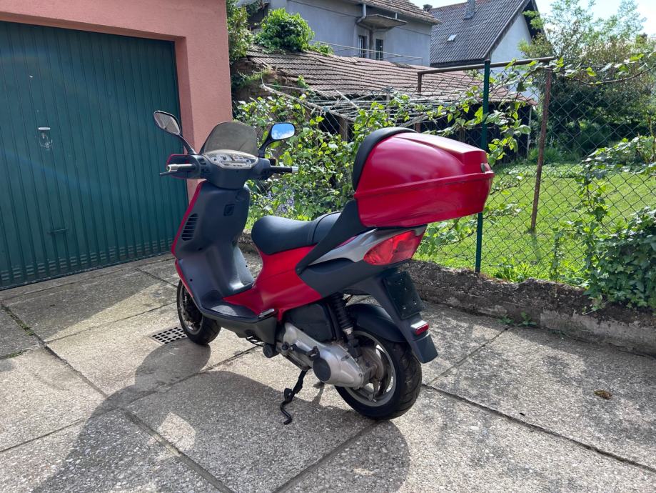 Piaggio Skipper 150 ST 150 cm3, 2000 god.