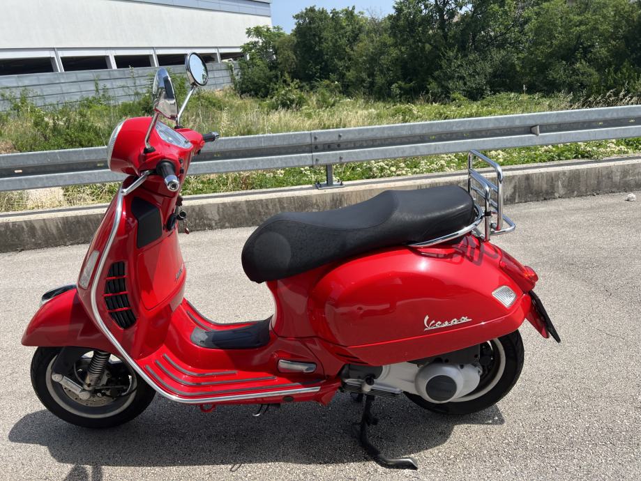 PIAGGIO VESPA GTS 250, 2007 god.