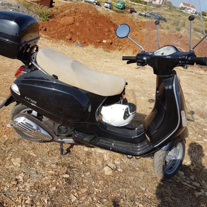 Piaggio Vespa lx 125, 2005 god.
