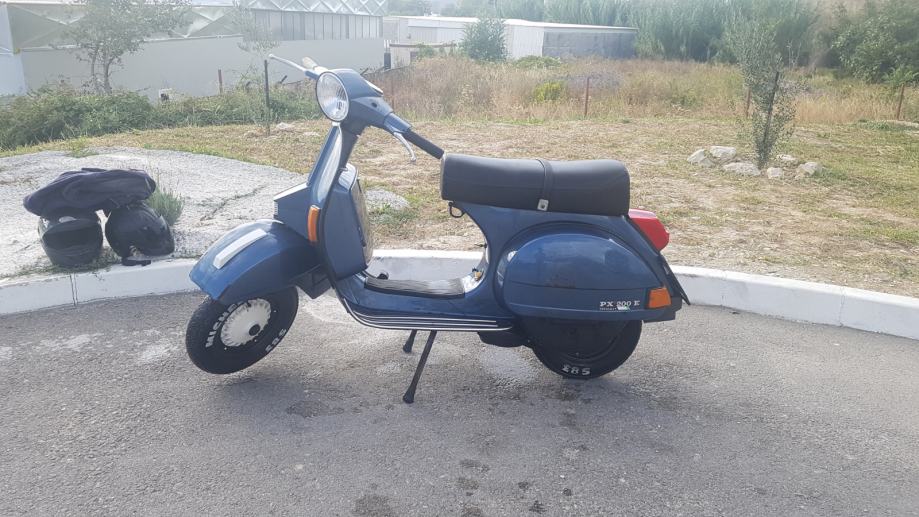 Piaggio Vespa PX200E 198 cm3, 1997 god.