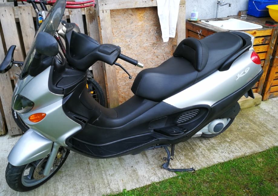 Piaggio X9 200, 2003 god.