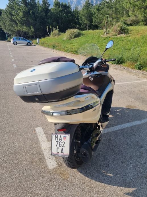 Piaggio X10 350 330 cm3, 2013 god.