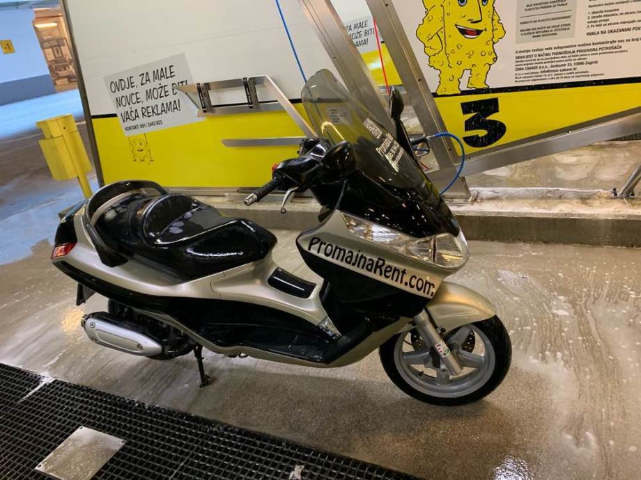 Piaggio X8 200cc 200 cm3, 2004 god.