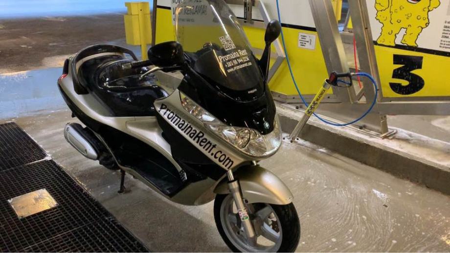 Piaggio X8 200cc 200 cm3, 2004 god.