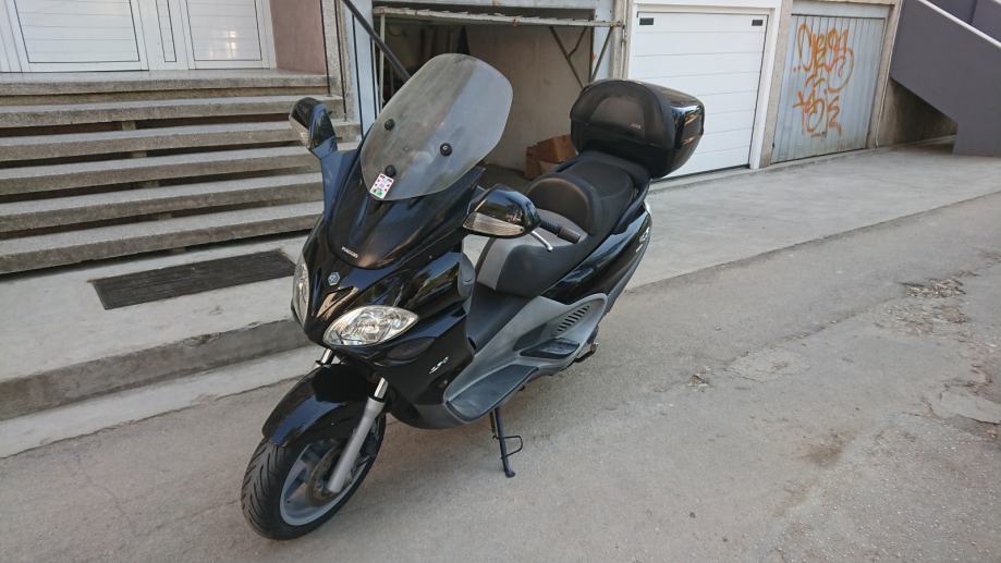 Piaggio X9 250 Evolution 250 cm3, 2004 god.