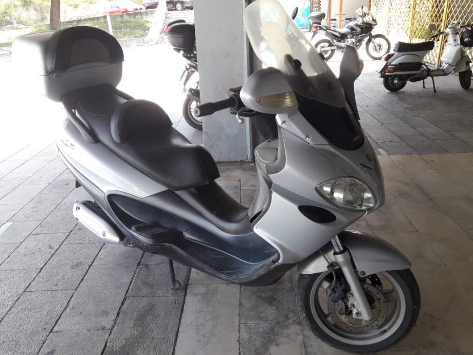 Piaggio X9 Evolution 250 cm3, 2004 god.