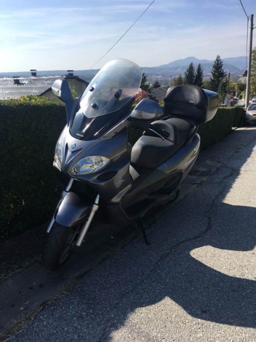 Piaggio X9 Evolution 250 cm3, 2004 god.