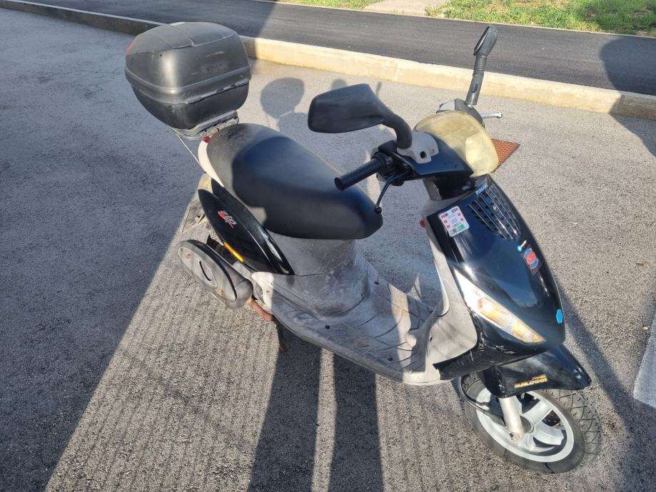 Piaggio Zip 100 4t 96 cm3, 2006 god.