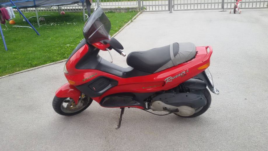 Prodaje se Gilera Runner 180 FXR, SNIZENO OVAJ VIKEND, 2000 god.