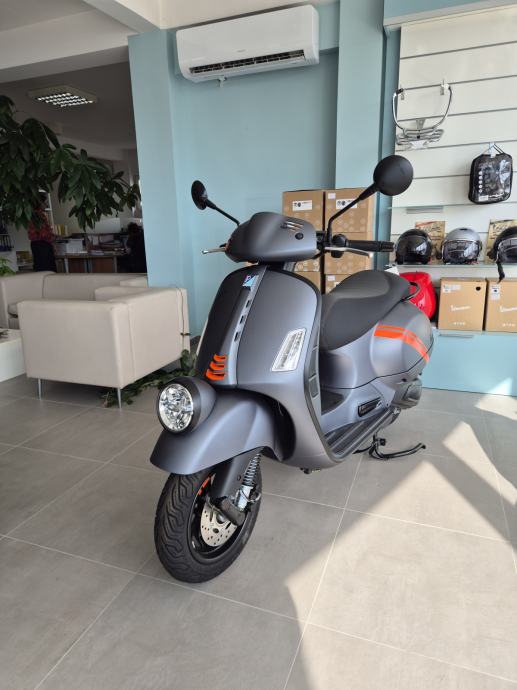 Vespa GTV 310, 2025 god.