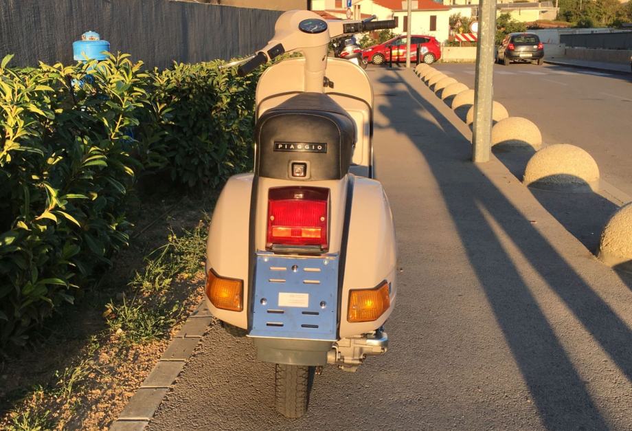 Vespa PX 200 E 198 cm3, 1986 god.