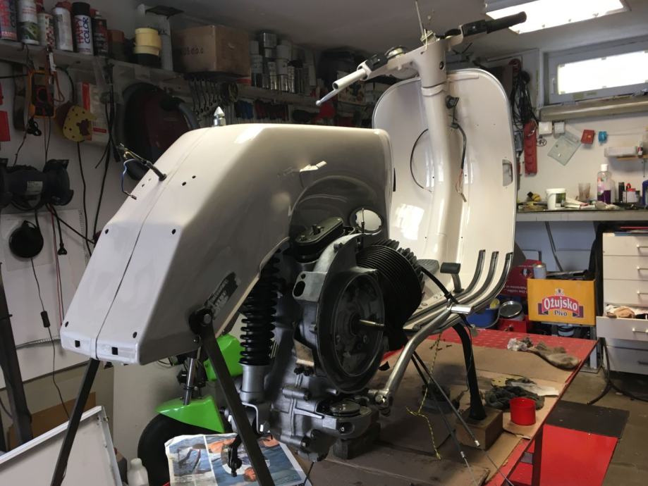 Vespa PX 200 E 198 cm3, 1986 god.