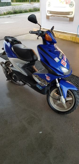 Yamaha Aerox 100 100 cm3, 2001 god.