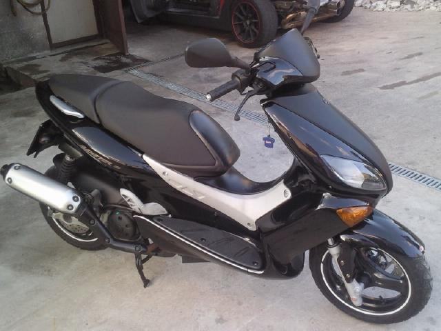 Yamaha MAXTER 125/175 175 cm3, 2003 god.