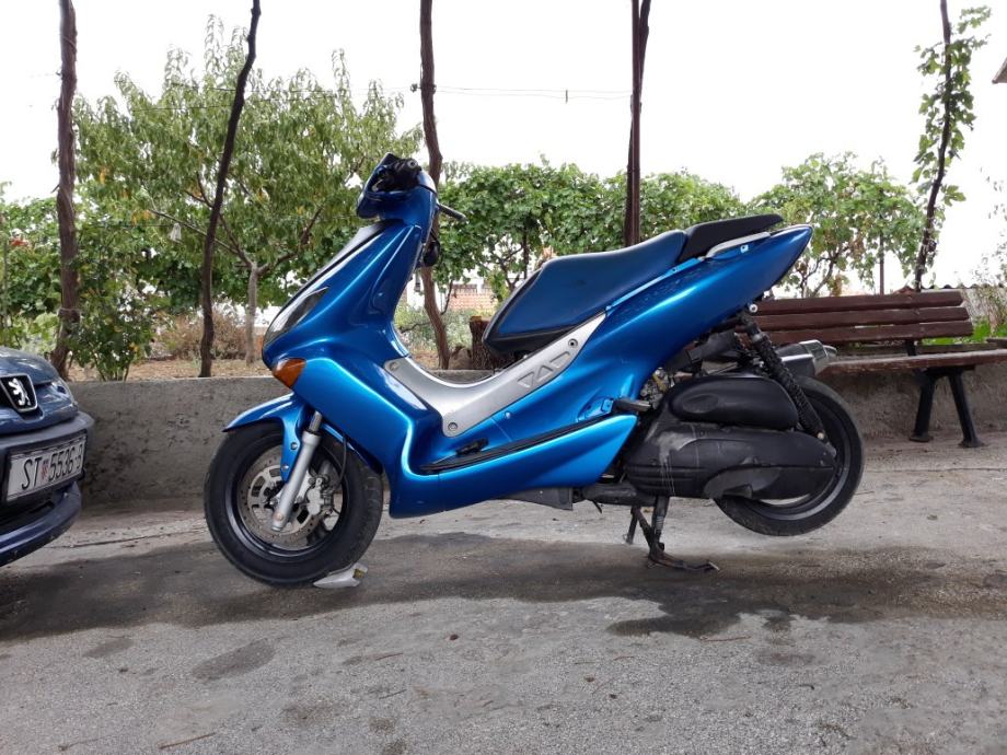 Yamaha Maxter 125 cm3, 2002 god.