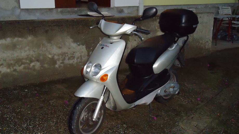 Yamaha NEOS 100 101 cm3, 2001 god.