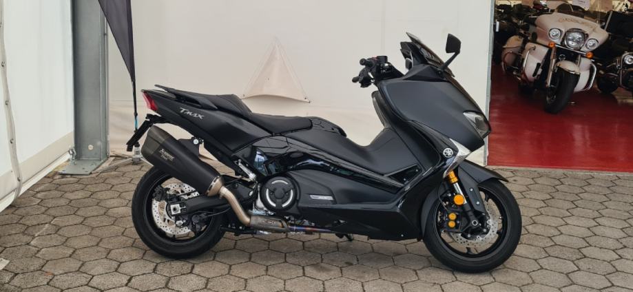Yamaha T MAX 530 SX ABS Akrapovic s garancijom!!! 530 cm3, 2019 god.
