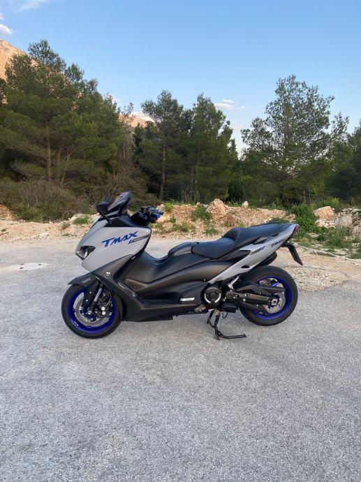 Yamaha T max 560 cm3, 2020 god.