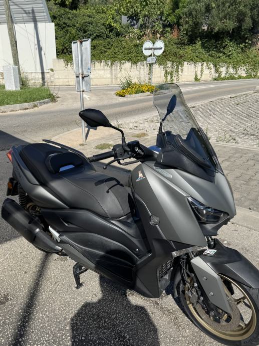 Yamaha X max 300 300 cm3, 2020 god.