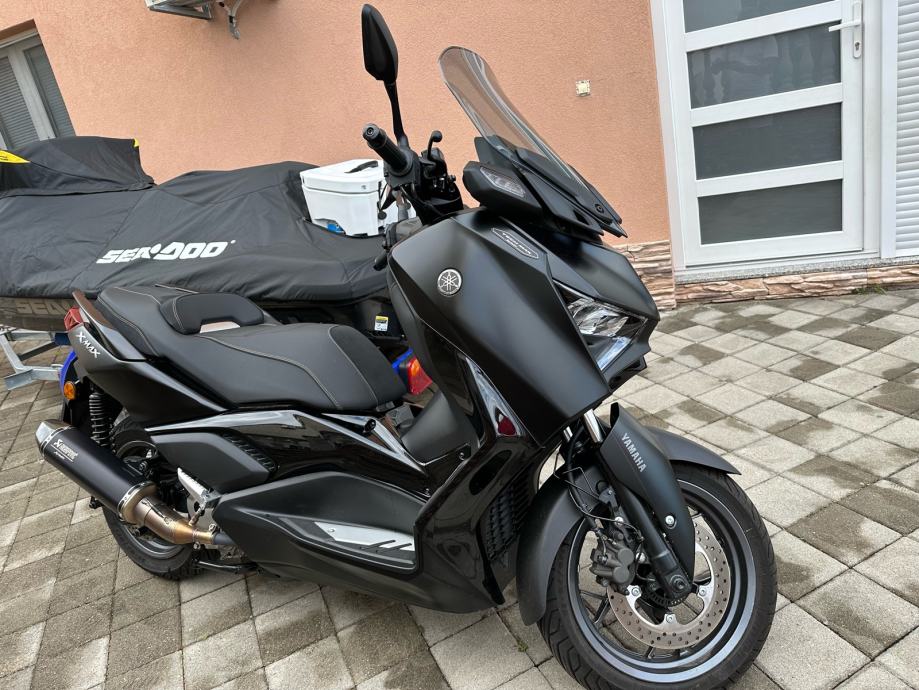 Yamaha Xmax300*Tech Max* AKRAPOVIC*, 2023 god.