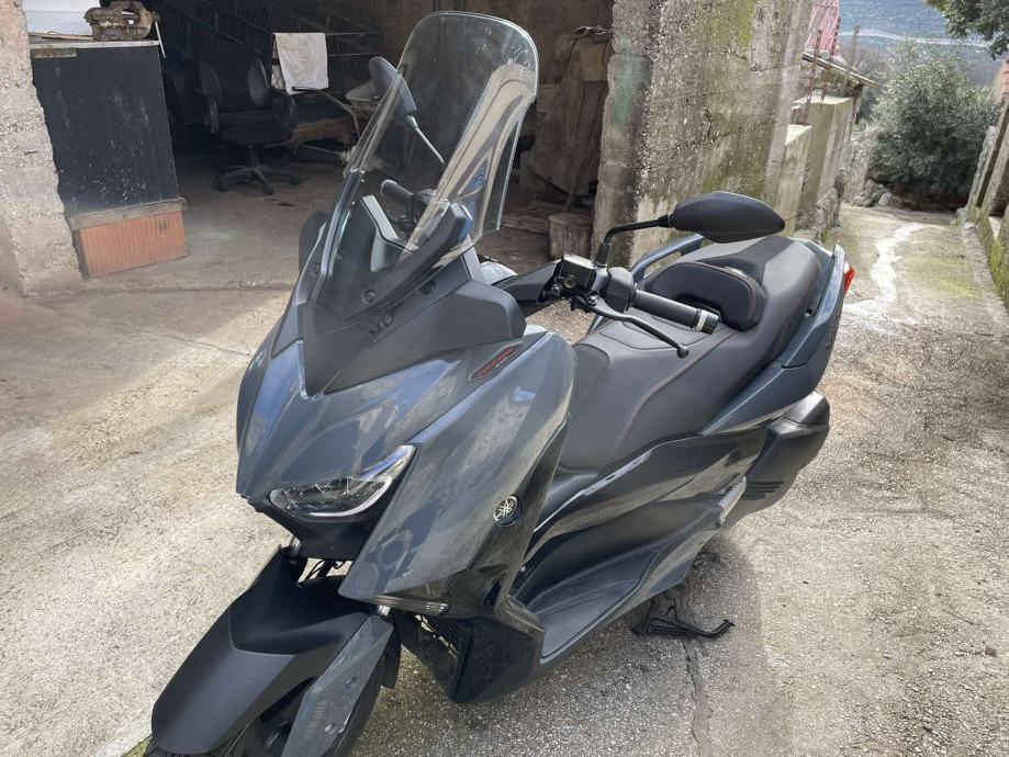 Yamaha X Max 300 Tech Max 300 cm3, 2022 god.