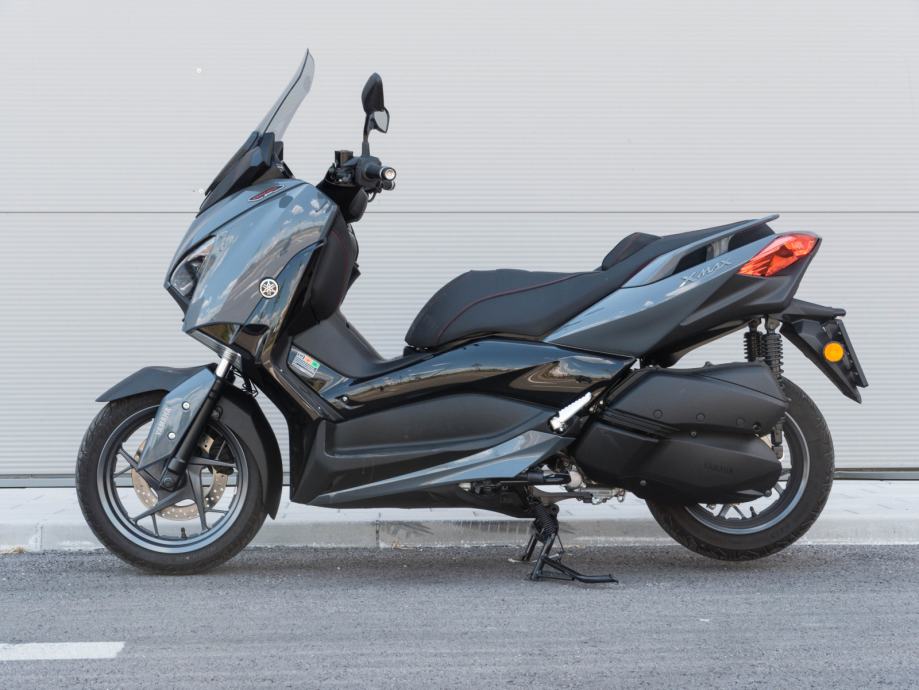 Yamaha X Max 300 Tech Max | Odlično stanje, 2022 god.