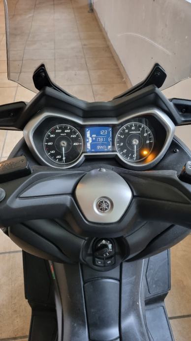 Yamaha XMAX 300 ABS 300 cm3, 2020 god.