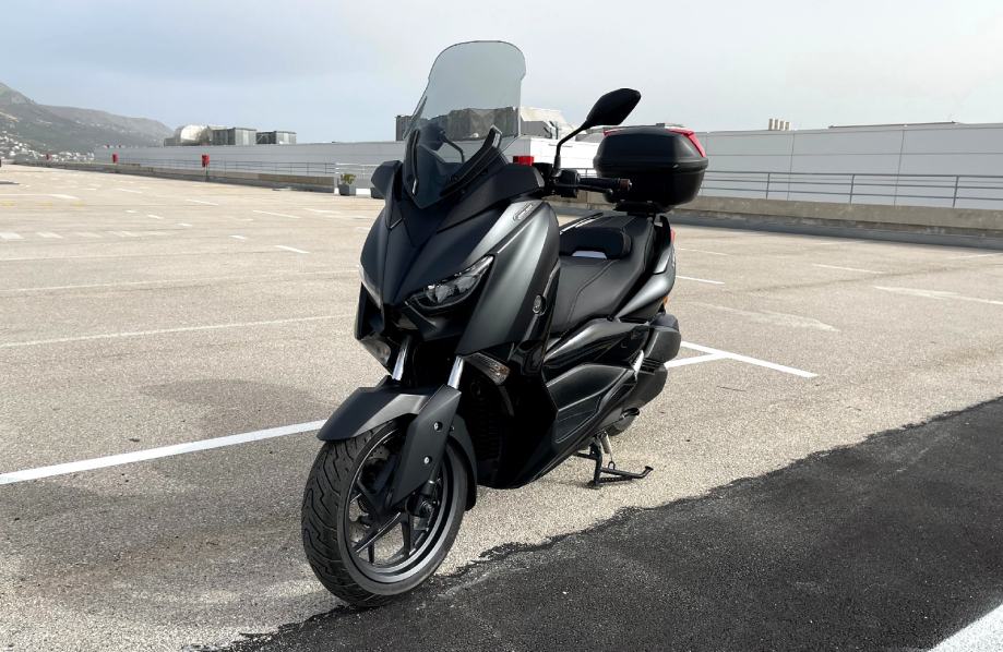 Yamaha Xmax 300 Iron max 300 cm3, 2019 god.