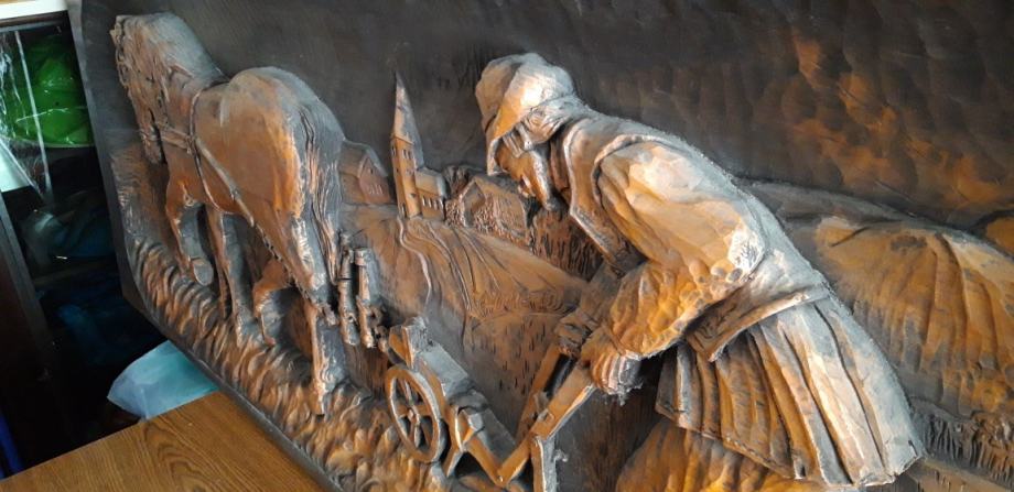 Drvorez,duborez,rezbarija Orač, KESLI