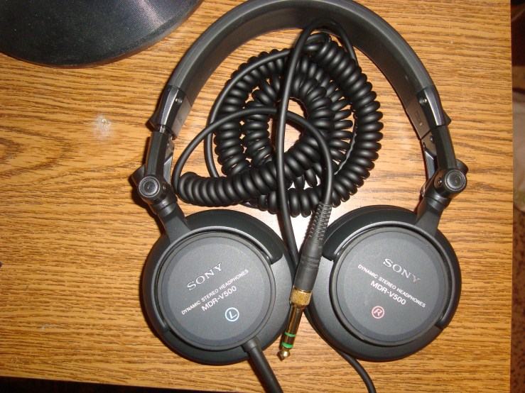 DJ Slusalice Sony MDR - V500 PRODAJA/ZAMJENA ZA RAZNO