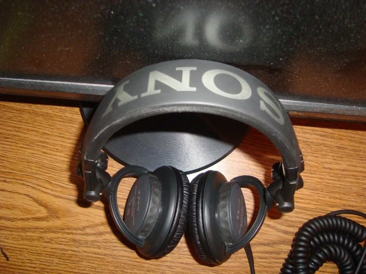 DJ Slusalice Sony MDR - V500 PRODAJA/ZAMJENA ZA RAZNO