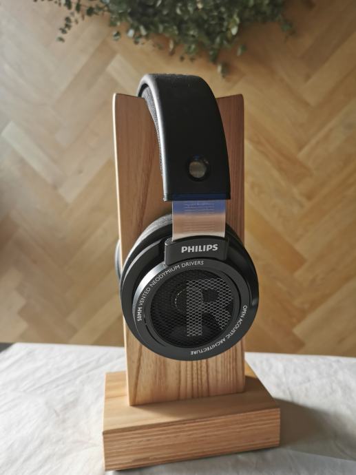 Philips SHP 9500