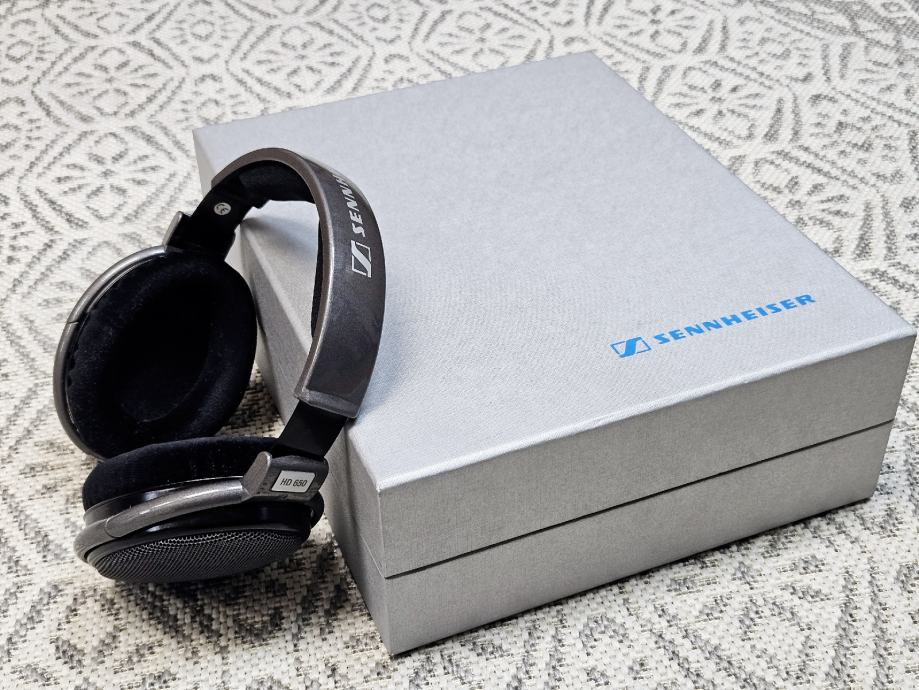 Sennheiser HD650 hi-fi slušalice + balansirani 2.5mm kabel