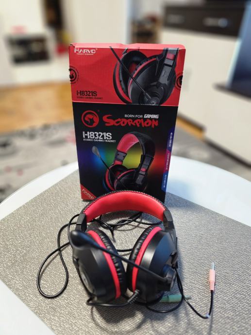 SLUŠALICE ZA GAMING SA POKRETNIM MIKROFONOM