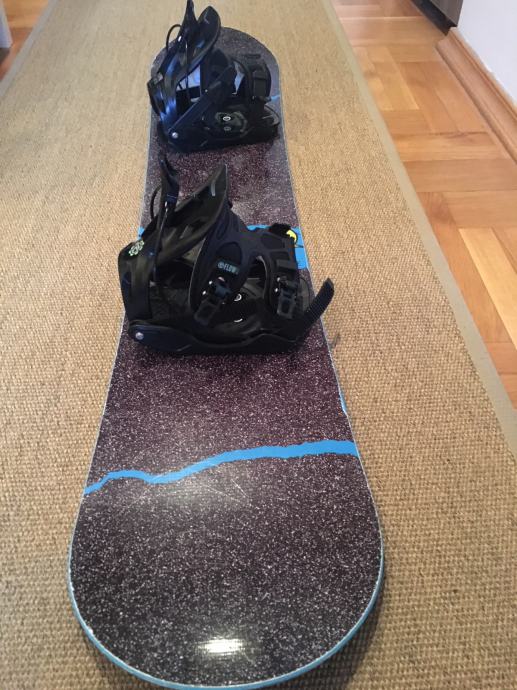 Nitro Ripper 142cm Wide + vezovi Flow Haylo (medium)