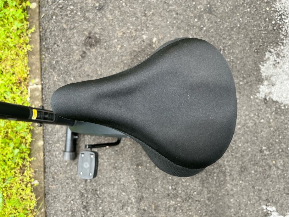 Sobni bicikl Essential 03