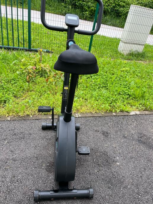 Sobni bicikl Essential 03