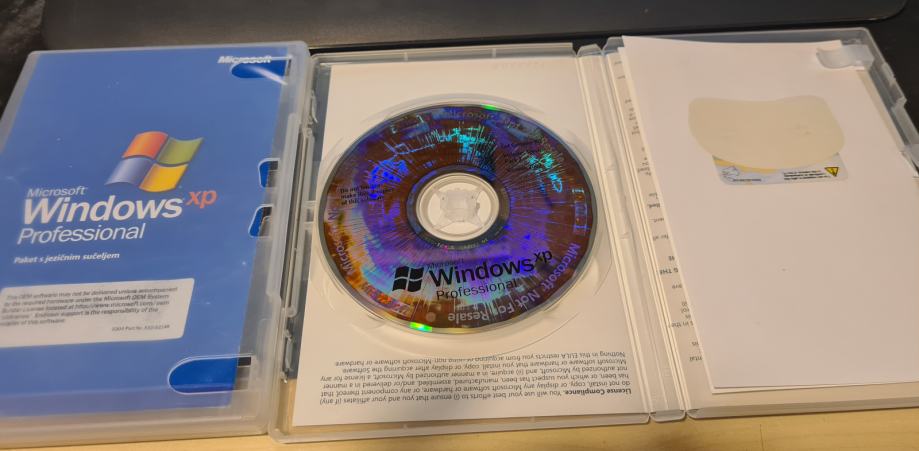Original CD za windowse XP