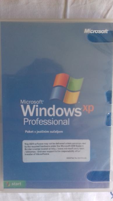 Windows 7 Professional i Windows XP Professional CD