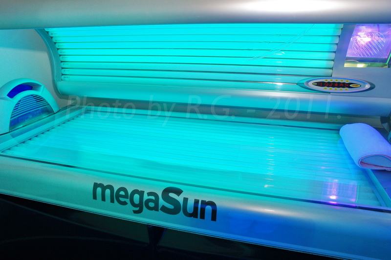 SOLARIJ megaSun 4000 SP + nove lampe - NA RATE KARTICAMA
