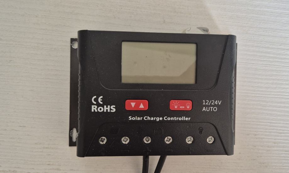 Solarni paneli, akumulatori, solar charge controller