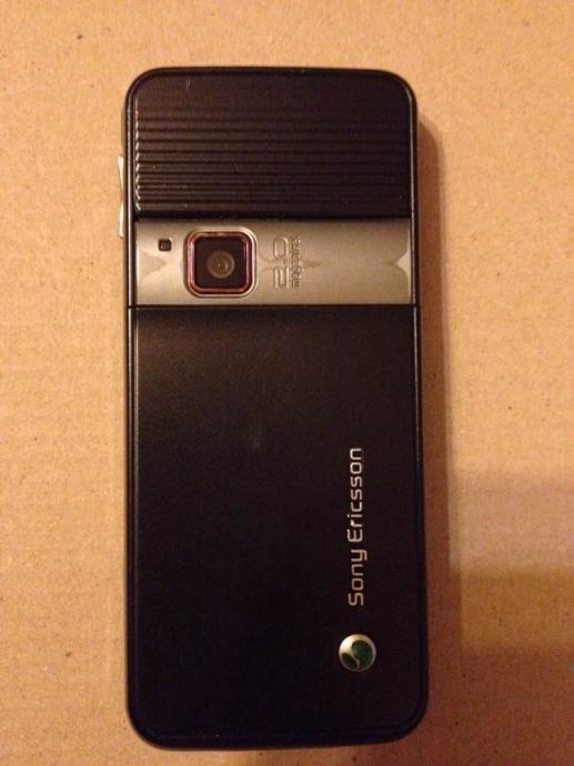 Sony Ericsson G502
