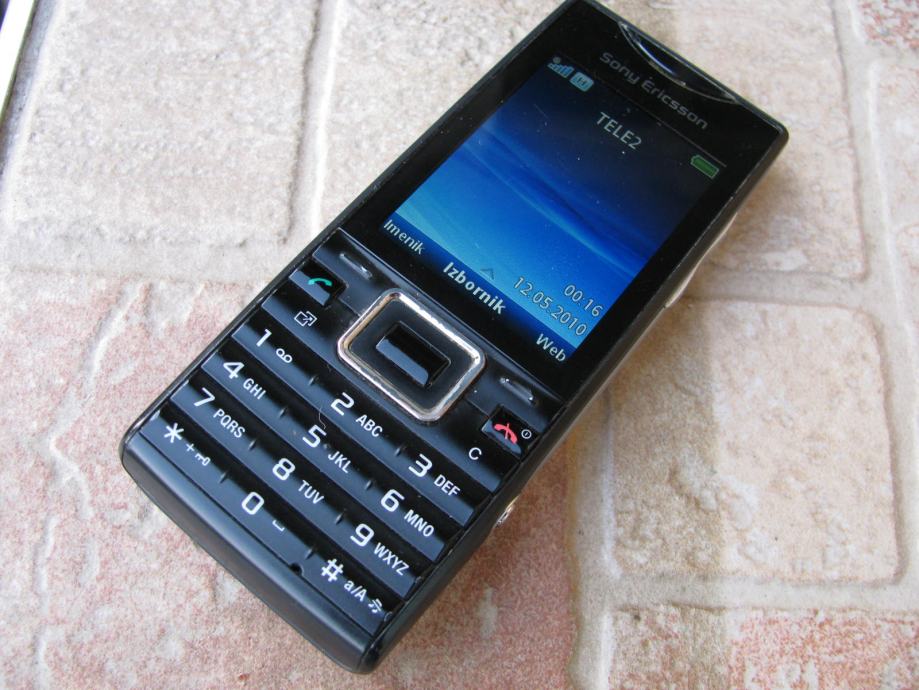 Sony ericsson J10i2 elm sve mreže doslovno kao novi