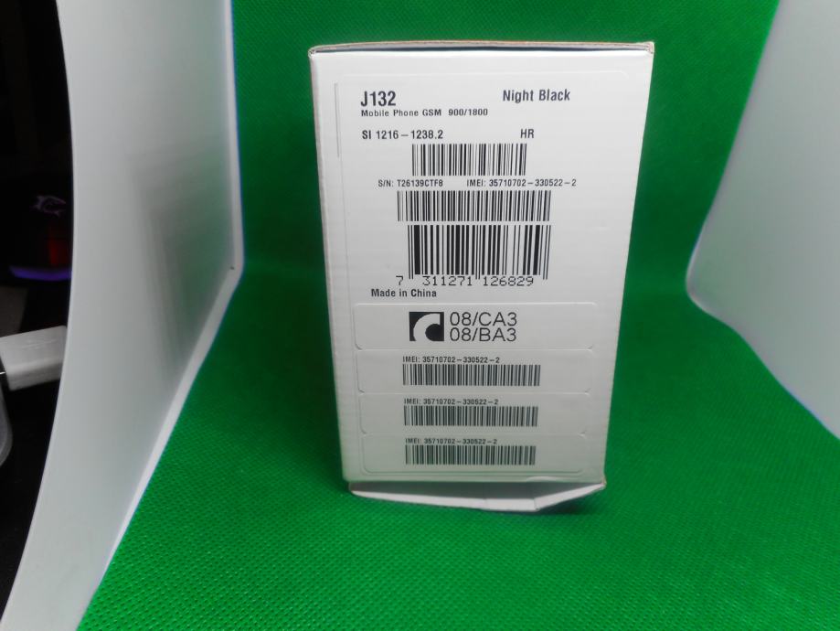 Sony Ericsson J132 T-mobile mreža očuvan