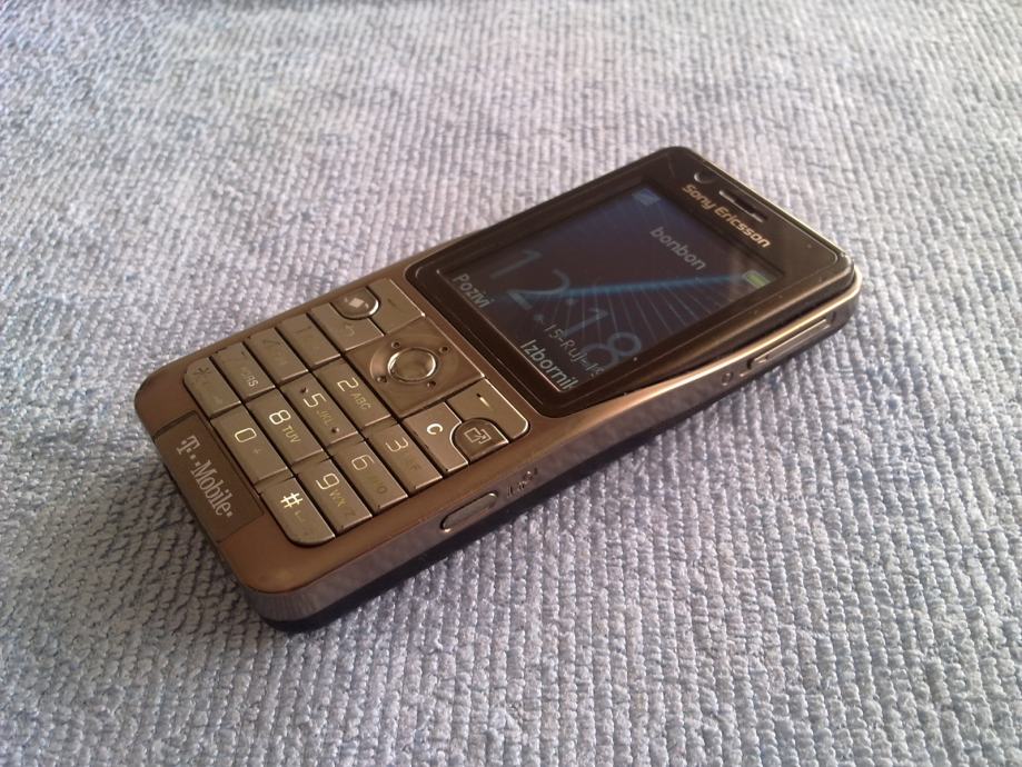 Sony Ericsson K530i (izvrsno stanje)
